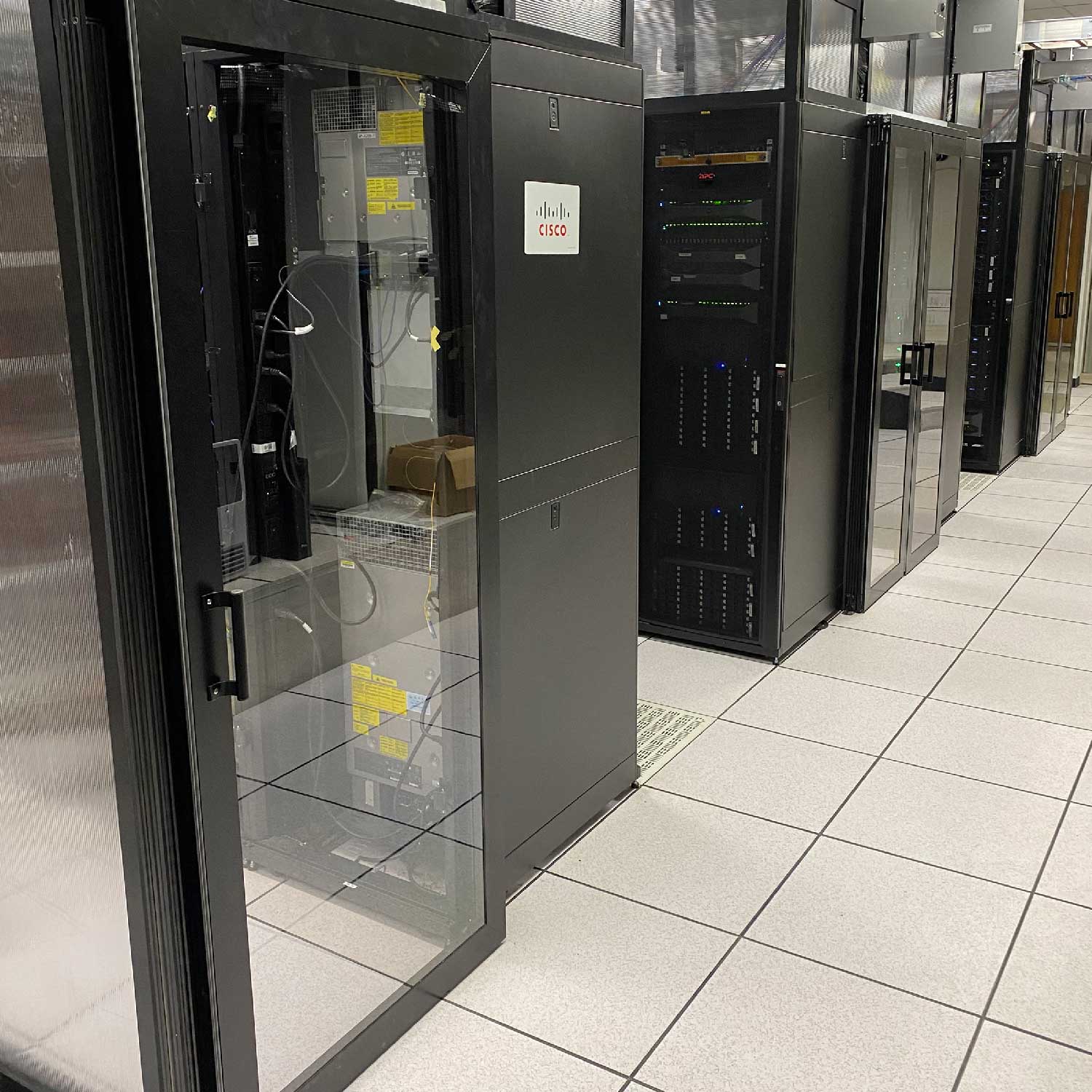 Single Sliding Doors - Cool Shield - Aisle Containment Systems